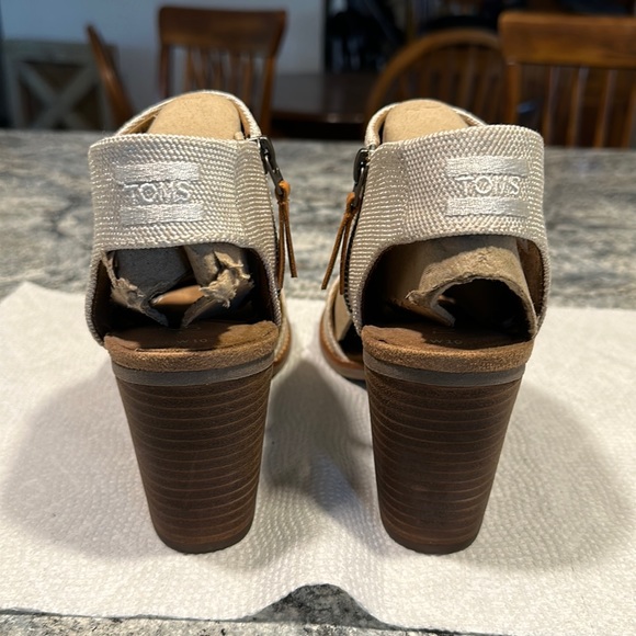 Toms | Shoes | Toms Majorca Cutout Natural Yarn Dye Womens | Poshmark